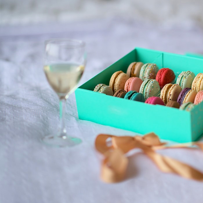 Authentic French Macarons and Argentinian Alfajores | Woops!
